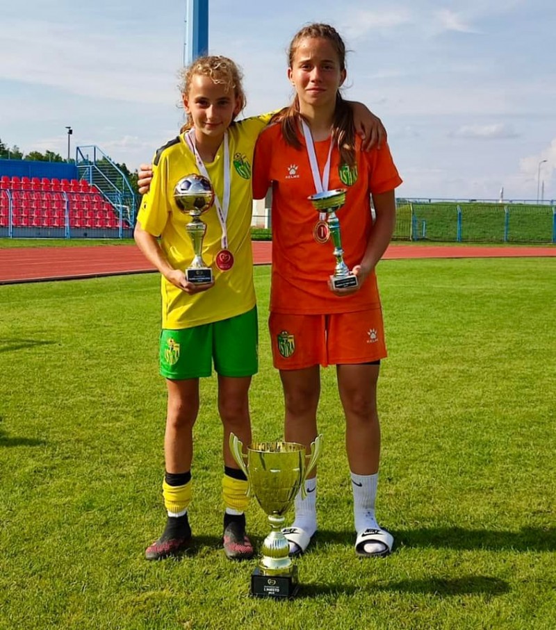 Pionirke NK Istra 1961 zlatne na turniru “Volim nogomet 2022 ...